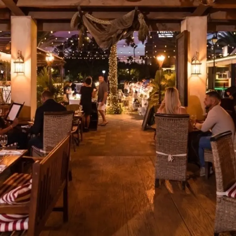 Papillon Restaurant Aruba - European, Steakhouse, International ...