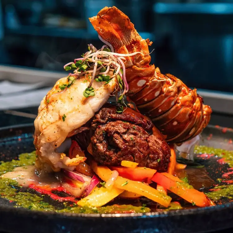 Driftwood Restaurant Aruba - Seafood, Caribbean, Local in Oranjestad ...